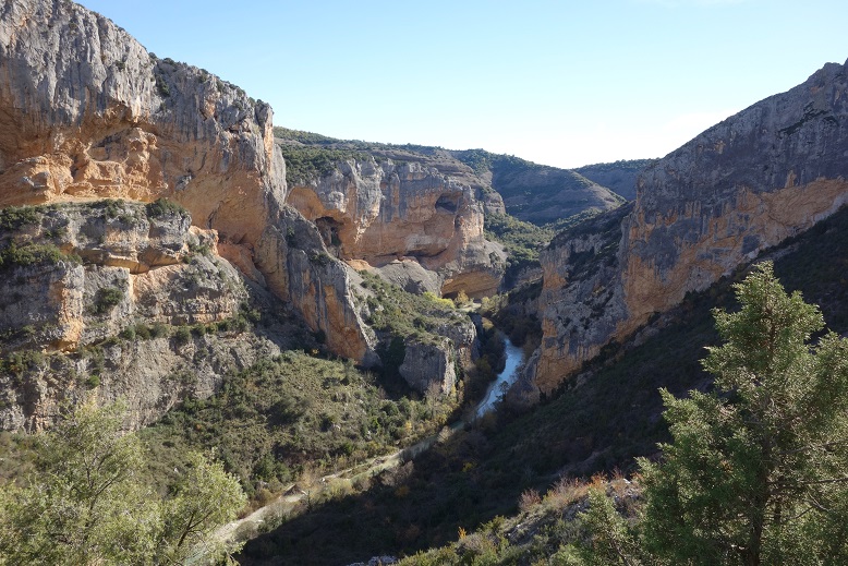 Exploring the gorgeous Sierra de Guara | wildpilgrims